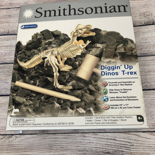 Smithsonian Diggin Up: Learn About Dinosaurs with this Cool Kit